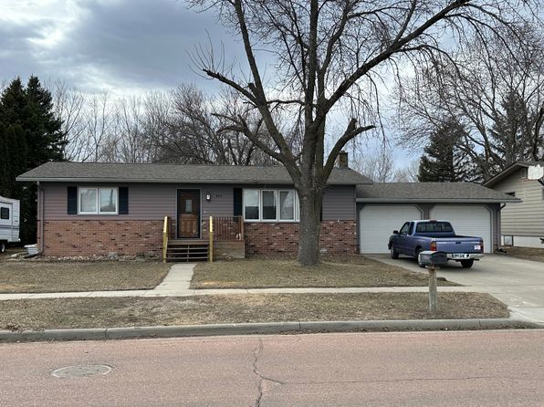 Huron SD Real Estate - Huron SD Homes For Sale | Zillow
