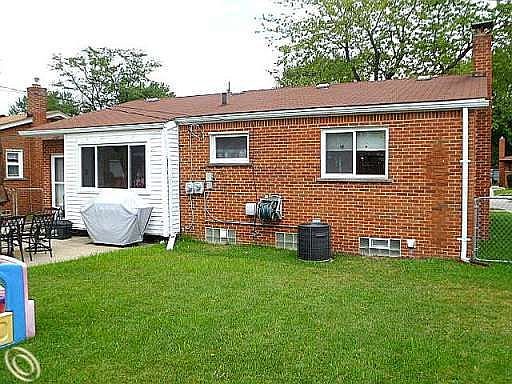 1674 Beaupre Ave, Madison Heights, MI 48071 | Zillow