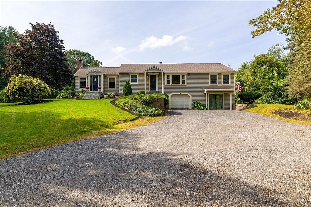 117 Main St, Rutland, MA 01543 | Zillow