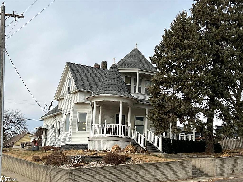 201 Main St, Earling, IA 51530 | Zillow