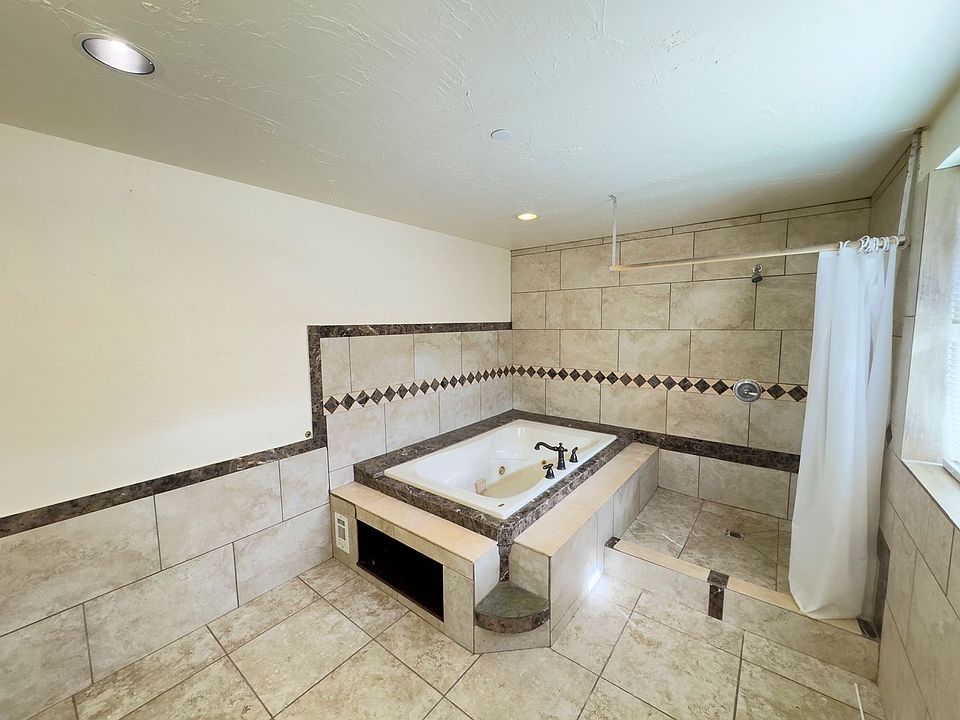 831-835 Mason Rd - 831-835 Mason Rd Vista CA | Zillow