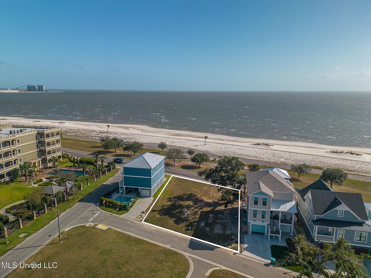 4713 W Beach Blvd, Gulfport, MS 39501 | MLS #4100763 | Zillow
