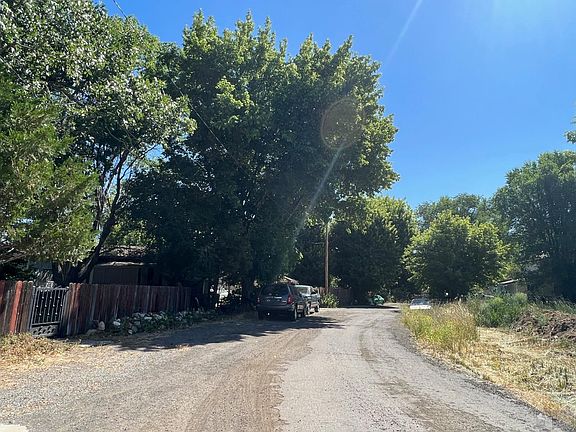 213 Willow St, Loyalton, CA 96118 | MLS #139281 | Zillow