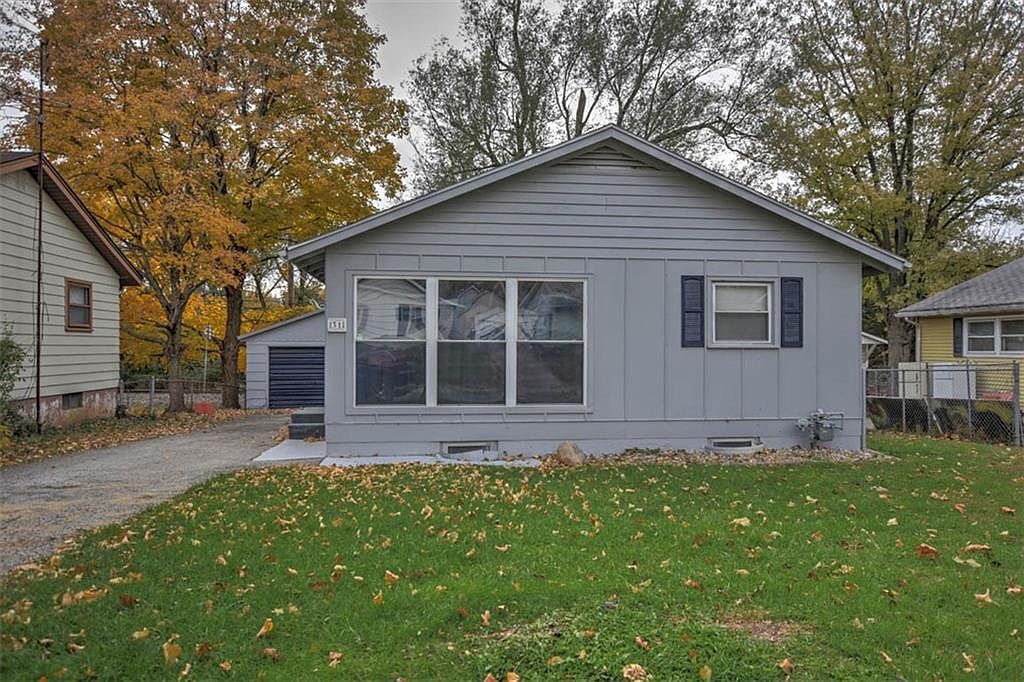 31 Kaydon Dr, Decatur, IL 62521 | Zillow