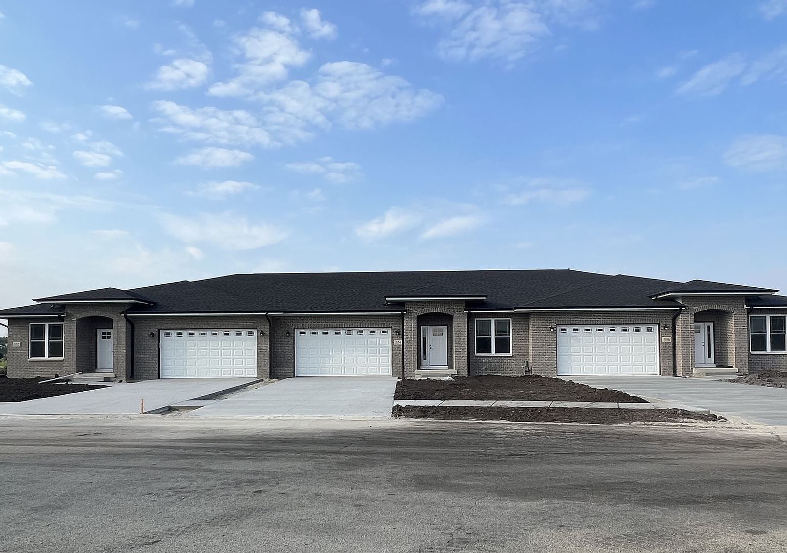 354 White Hawk Way, Manteno, IL 60950 | Zillow