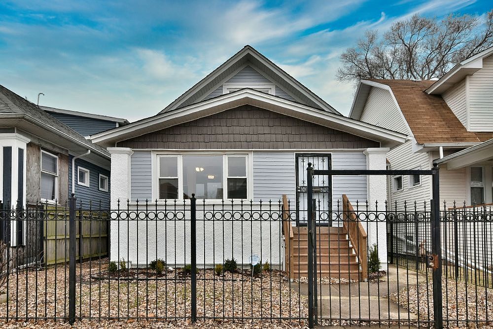 1310 N Mayfield Ave, Chicago, IL 60651 | Zillow