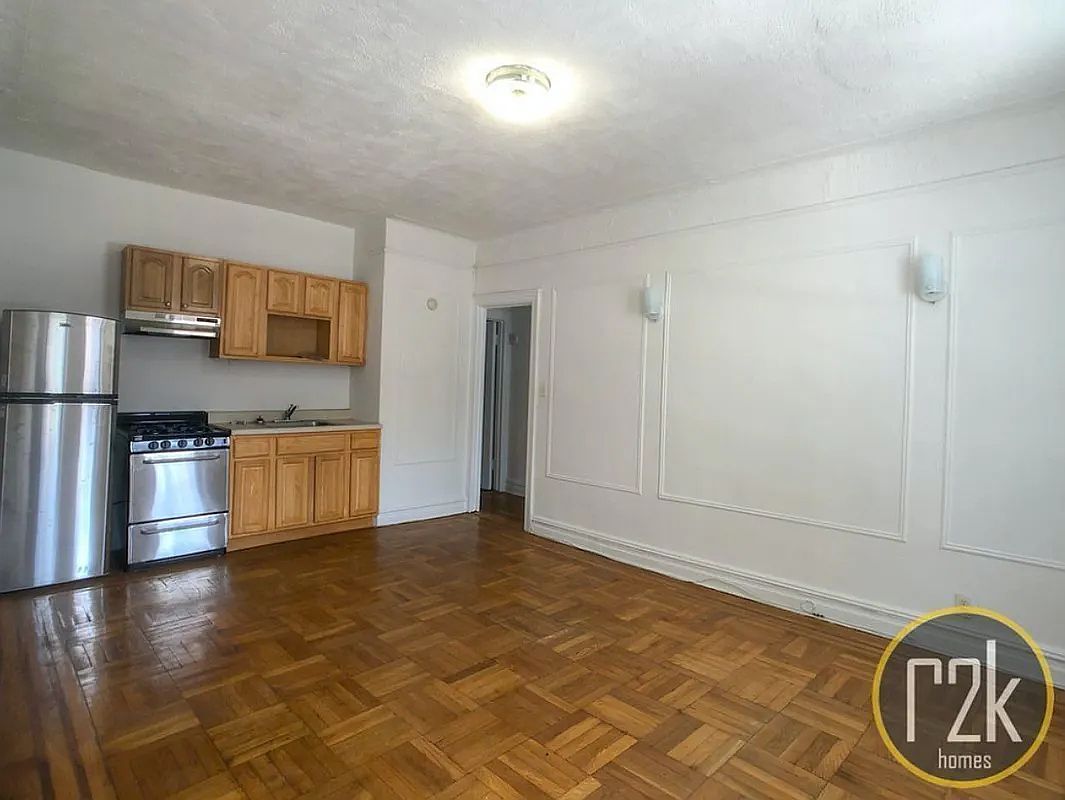 39-23 58th St #2D, Woodside, NY 11377 | Zillow
