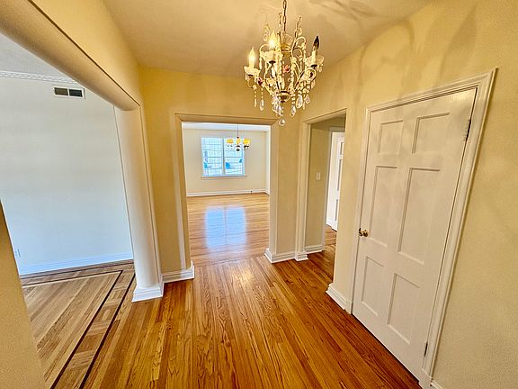 703 Westwood Dr #2C, Saint Louis, MO 63105 | Zillow