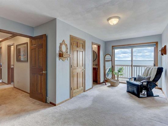 W9561 Lake Dr, Edgerton, WI 53534 | Zillow