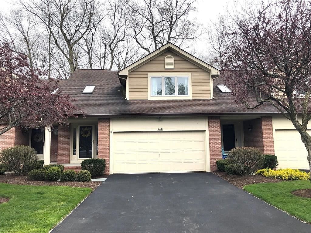 365 Reef Point Cir, Webster, NY 14580 | Zillow