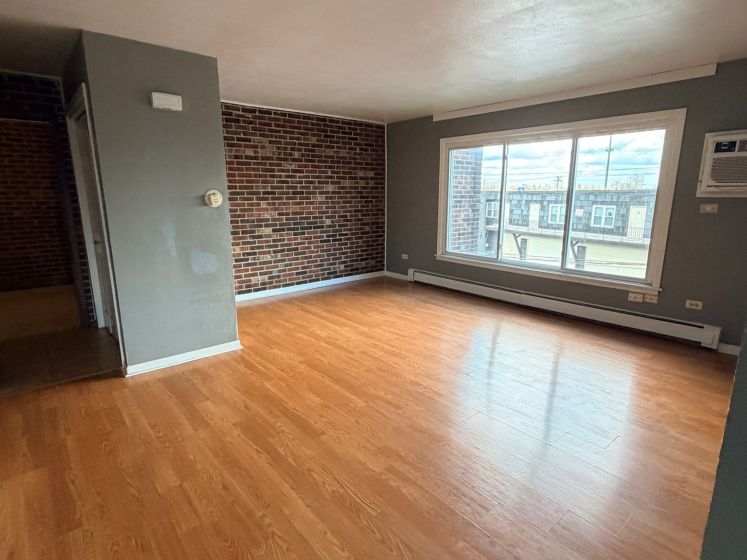 1554 Mark Ave #10, Elgin, IL 60123 | Zillow