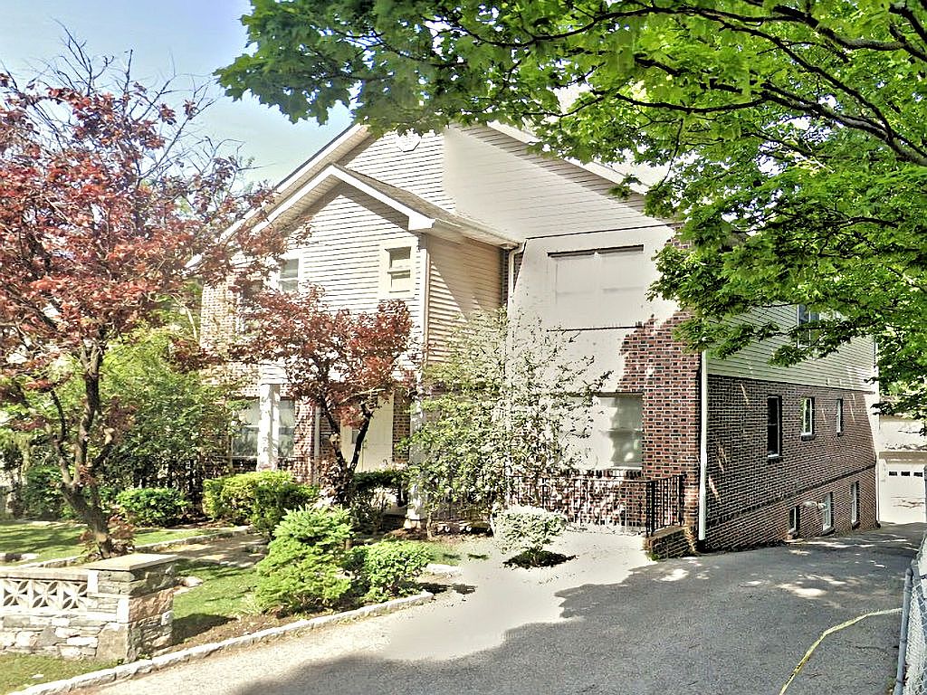216L W Post Rd, White Plains, NY 10601 | Zillow