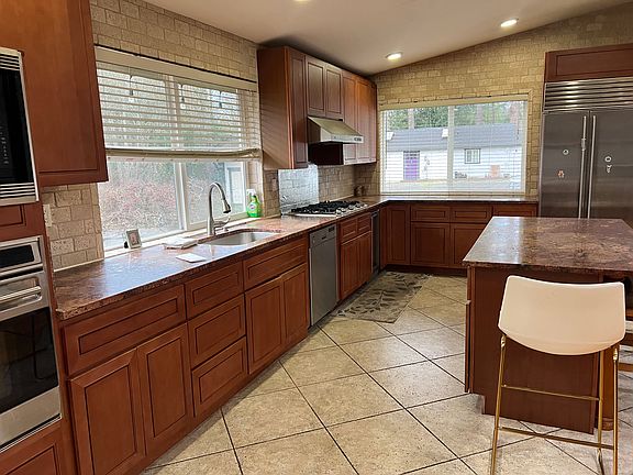 12515 Avondale Rd NE #A, Redmond, WA 98052 | Zillow