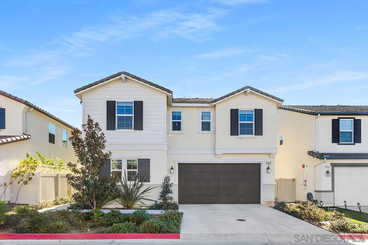 10637 Rhodes Ln, Spring Valley, CA 91978 | Zillow