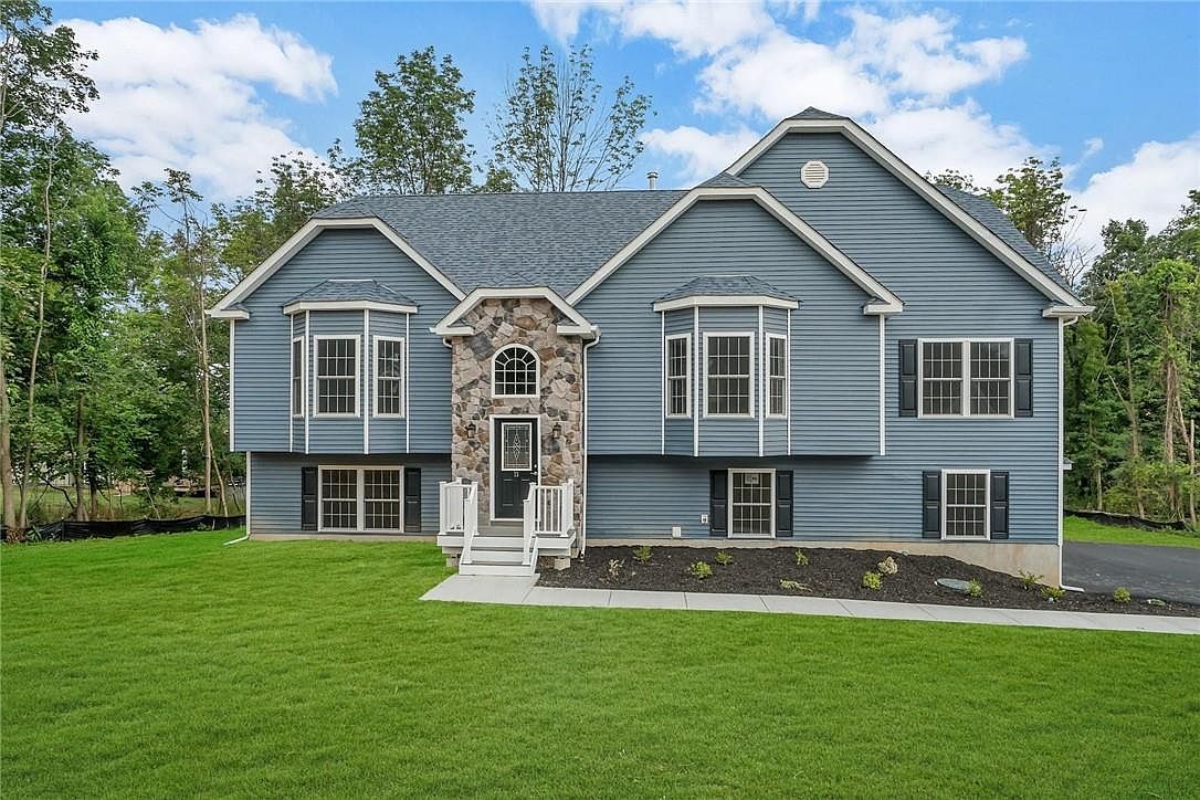 253 Station Road, Washingtonville, NY 10992 | Zillow