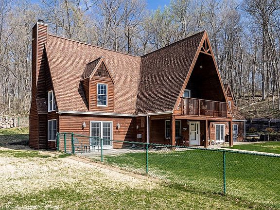 3098 Sandy Beach Rd NE, Solon, IA 52333 | MLS #2302367 | Zillow