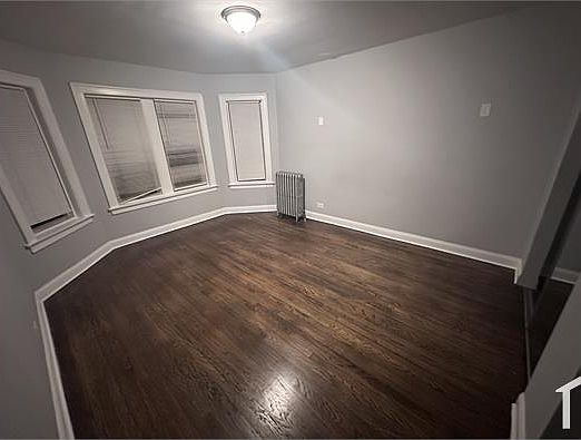 7633 S East End Ave, Chicago, IL 60649 | Zillow