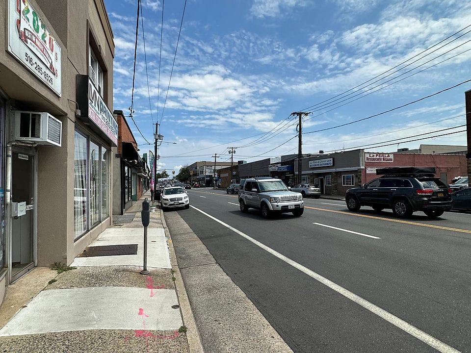 27 W Merrick Rd #1, Valley Stream, NY 11580 | Zillow