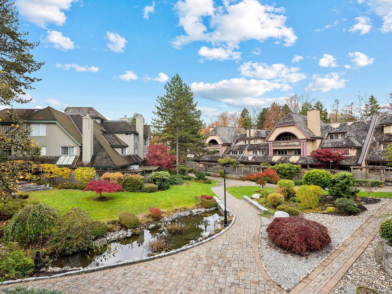 3960 Canada Way #46, Burnaby, BC V5G 1G7 | MLS #R3007619 | Zillow