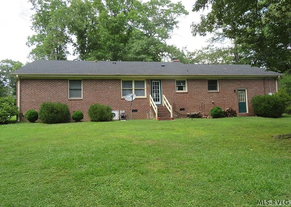 9 Stuart Cir, Weldon, NC 27890 | Zillow