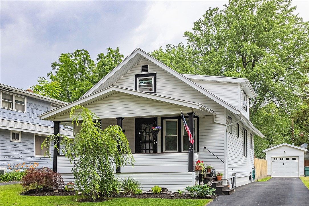 22 Colonial Rd, Rochester, NY 14609 | Zillow