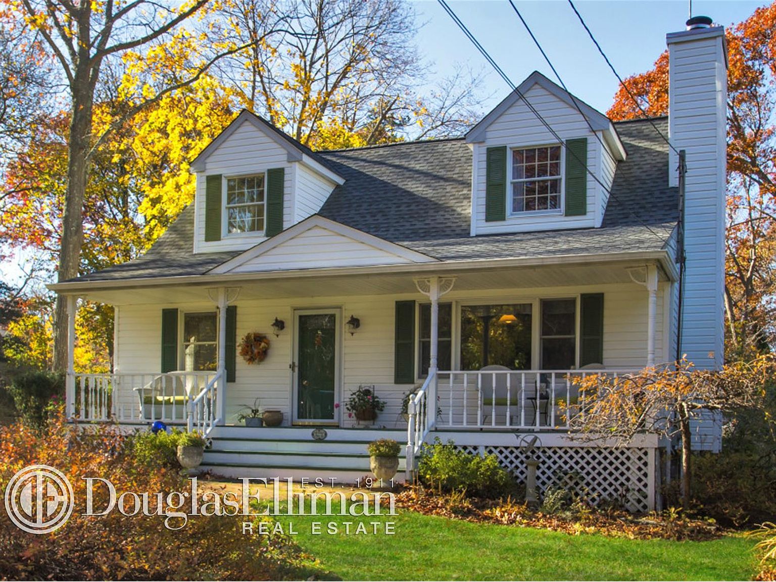 99 Herod Point Rd, Wading River, NY 11792 | Zillow