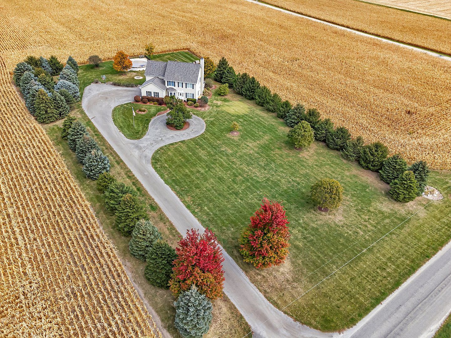 8097 W Helmar Rd, Newark, IL 60541 | Zillow