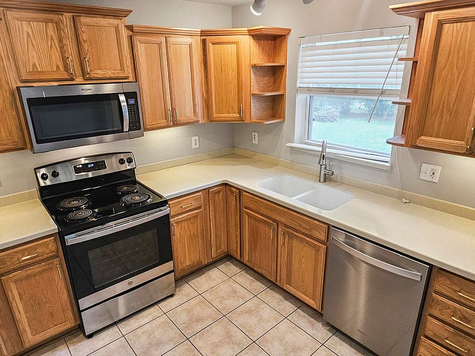 7626 ALTUS Drive S, Jacksonville, FL 32277 | Zillow