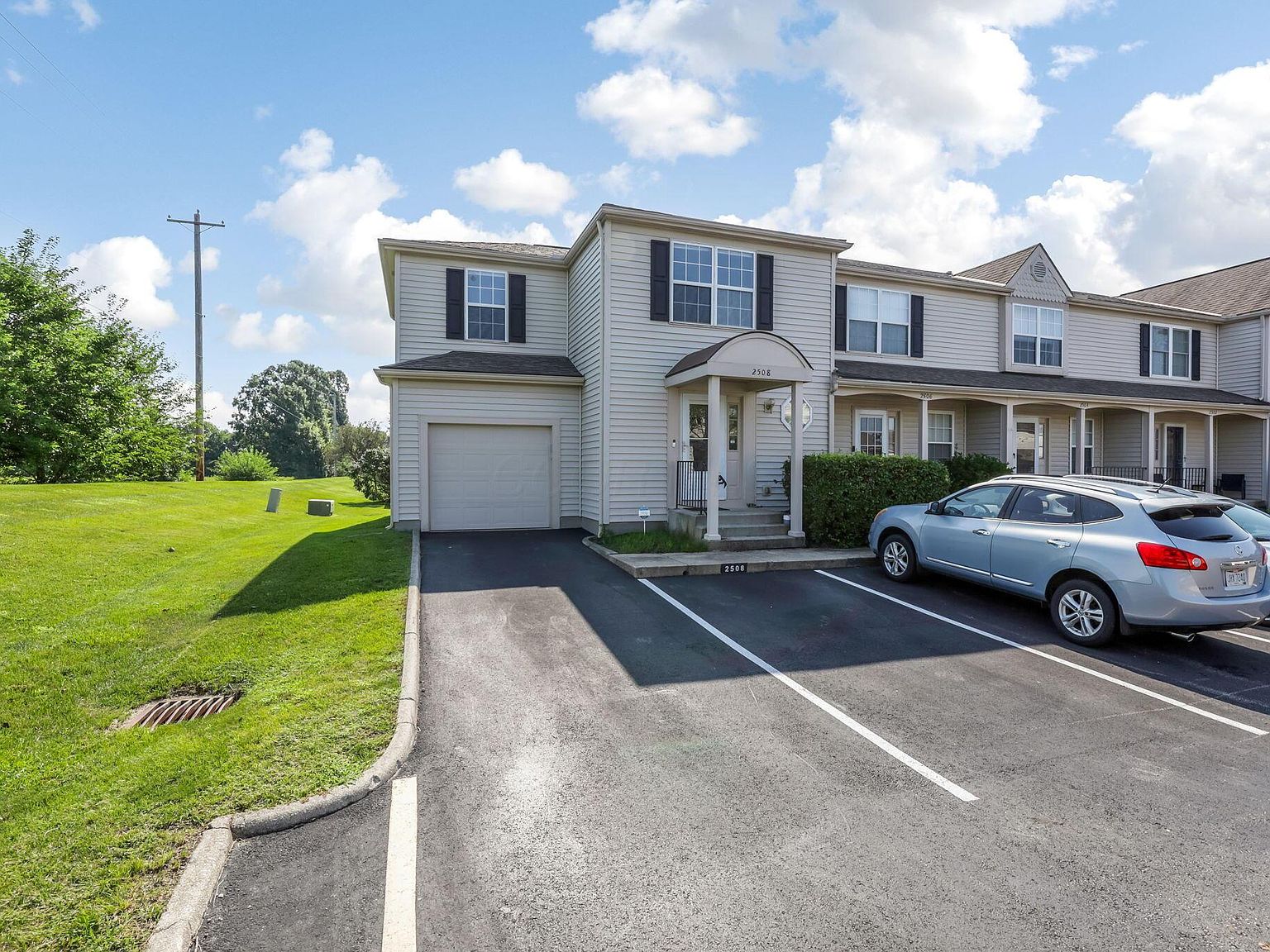 2508 Maxim Ln, Columbus, OH 43235 | Zillow