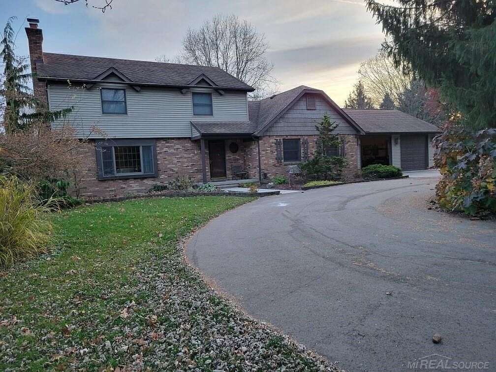 5665 Crofoot Rd, Howell, MI 48843 | MLS #50128626 | Zillow