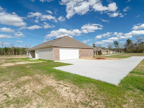 24167 Red Tail Ln, Denham Springs, LA 70726 | MLS #2025019000 | Zillow