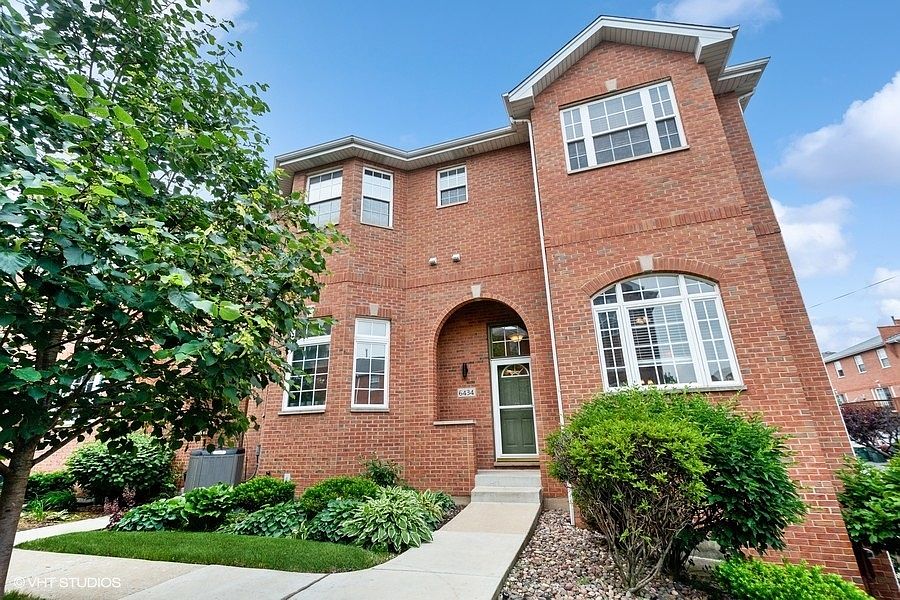 6434 W 65th St, Chicago, IL 60638 | MLS #11846633 | Zillow