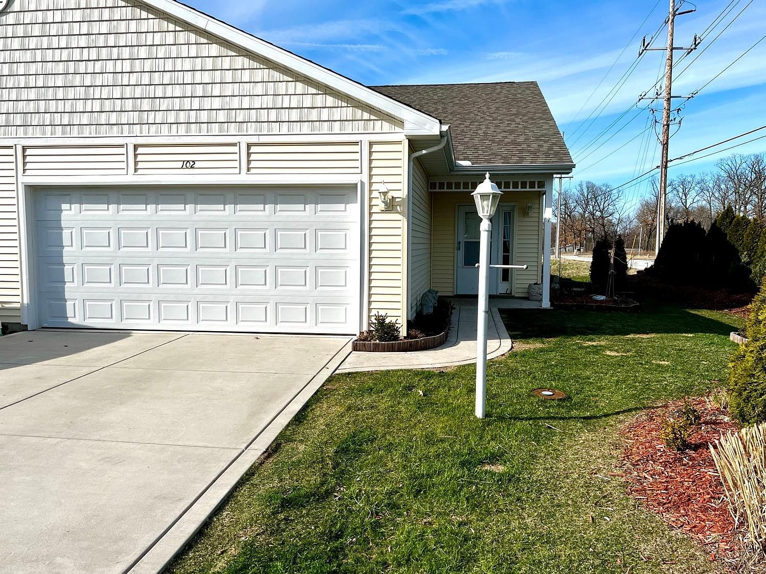 102 Summertree Dr, Porter, IN 46304 | Zillow