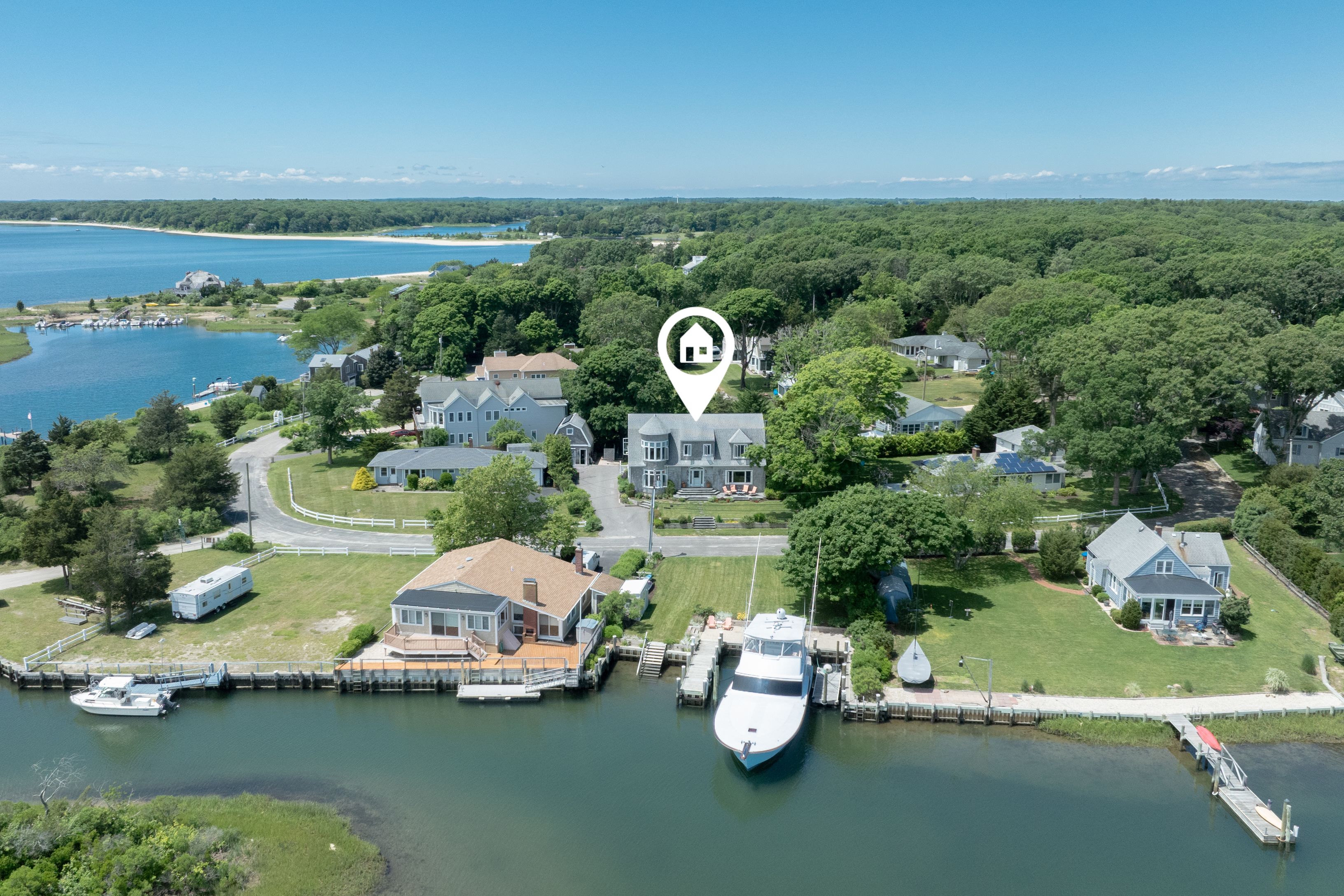 2335 Minnehaha Blvd, Southold, NY 11971 | Out East