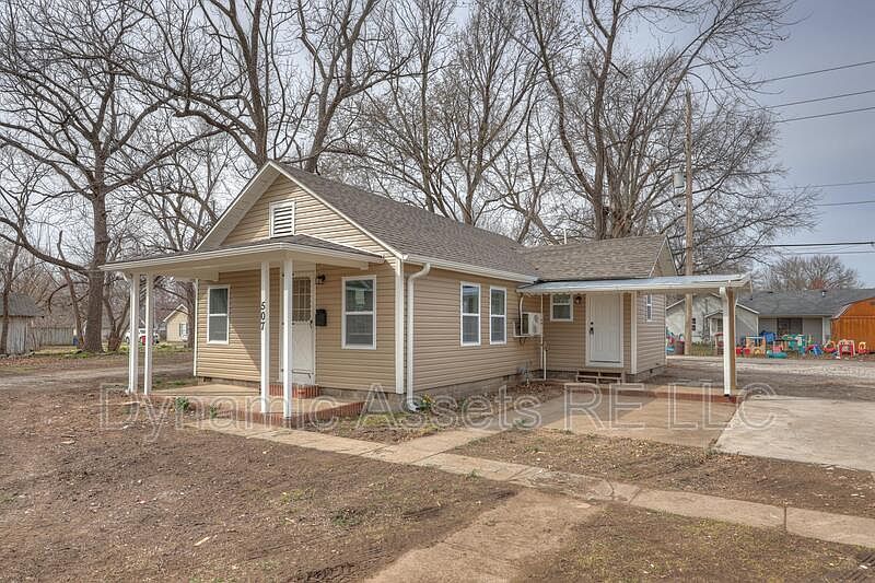 507 E Quincy St, Pittsburg, KS 66762 | Zillow
