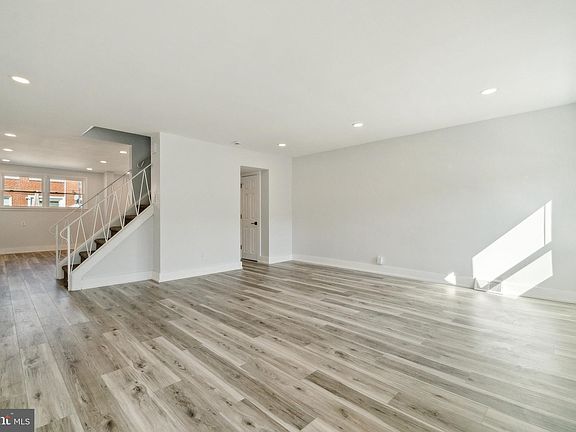 3727 W Country Club Rd, Philadelphia, PA 19131 | Zillow