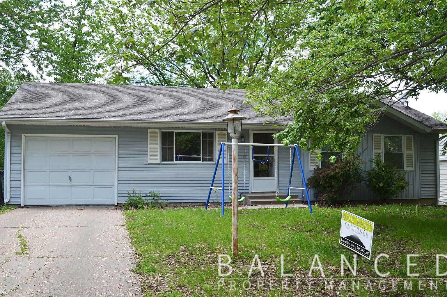 3117 SW Crest Dr, Topeka, KS 66614 | Zillow