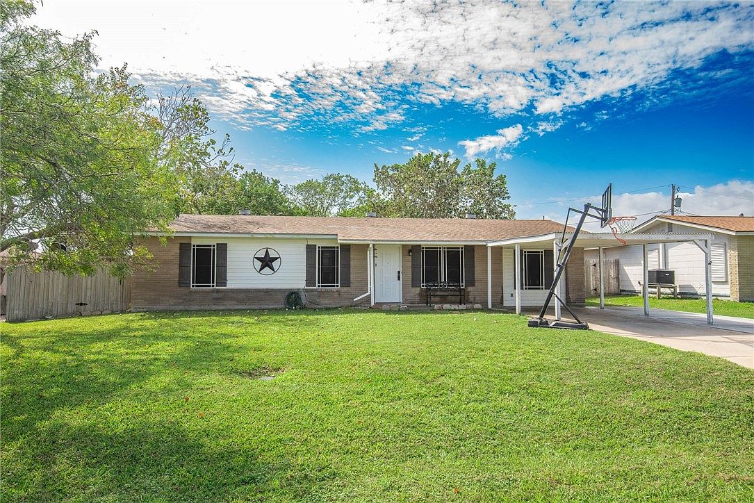 217 Oak Ridge Dr, Corpus Christi, TX 78418 | MLS #430404 | Zillow