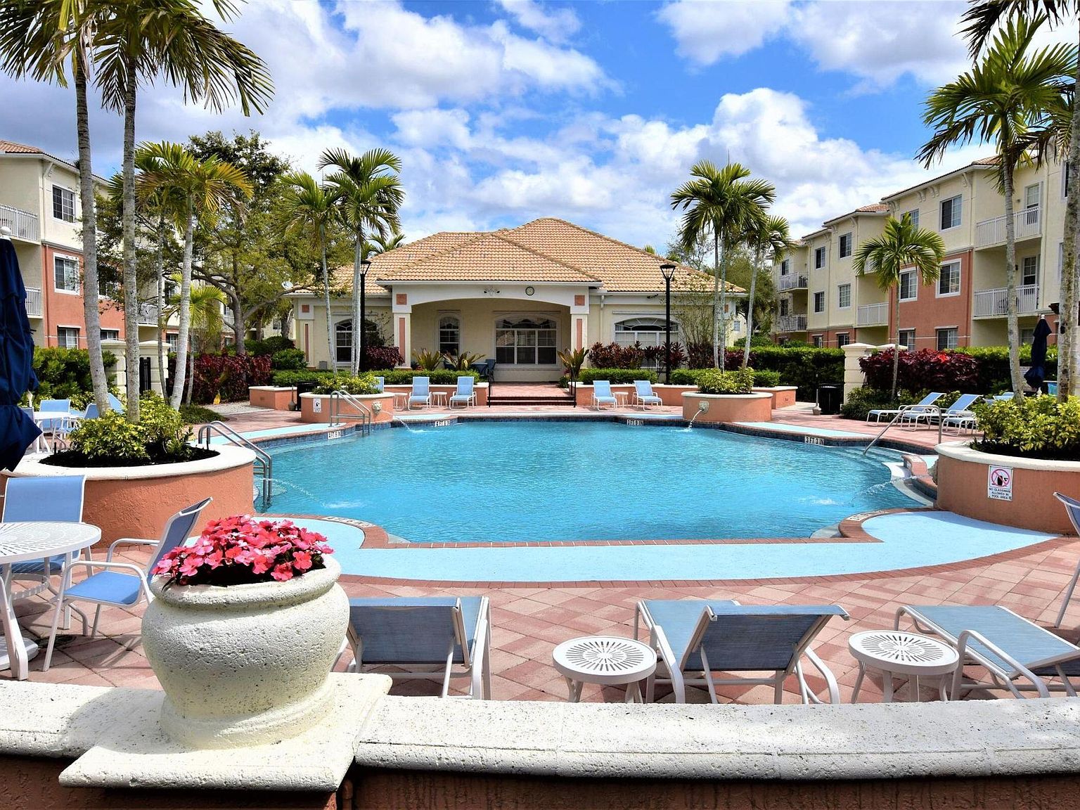 9905 Baywinds Dr #306, West Palm Beach, FL 33411 | Zillow