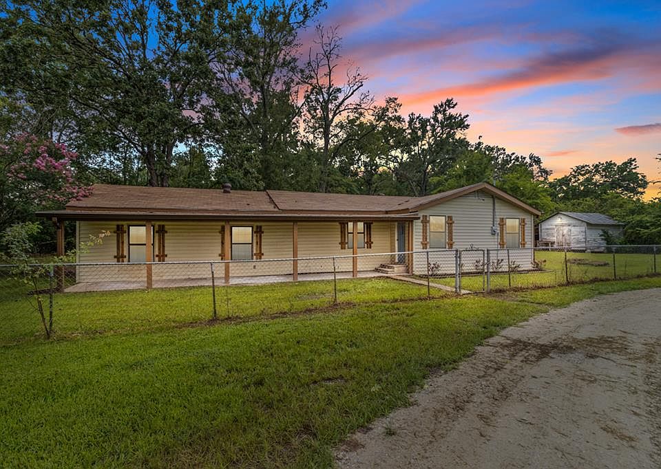 9123 N Us Highway 69, Pollok, TX 75969 | Zillow