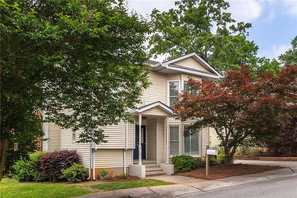 2 Old Decatur Cir, Decatur, GA 30030 | Zillow
