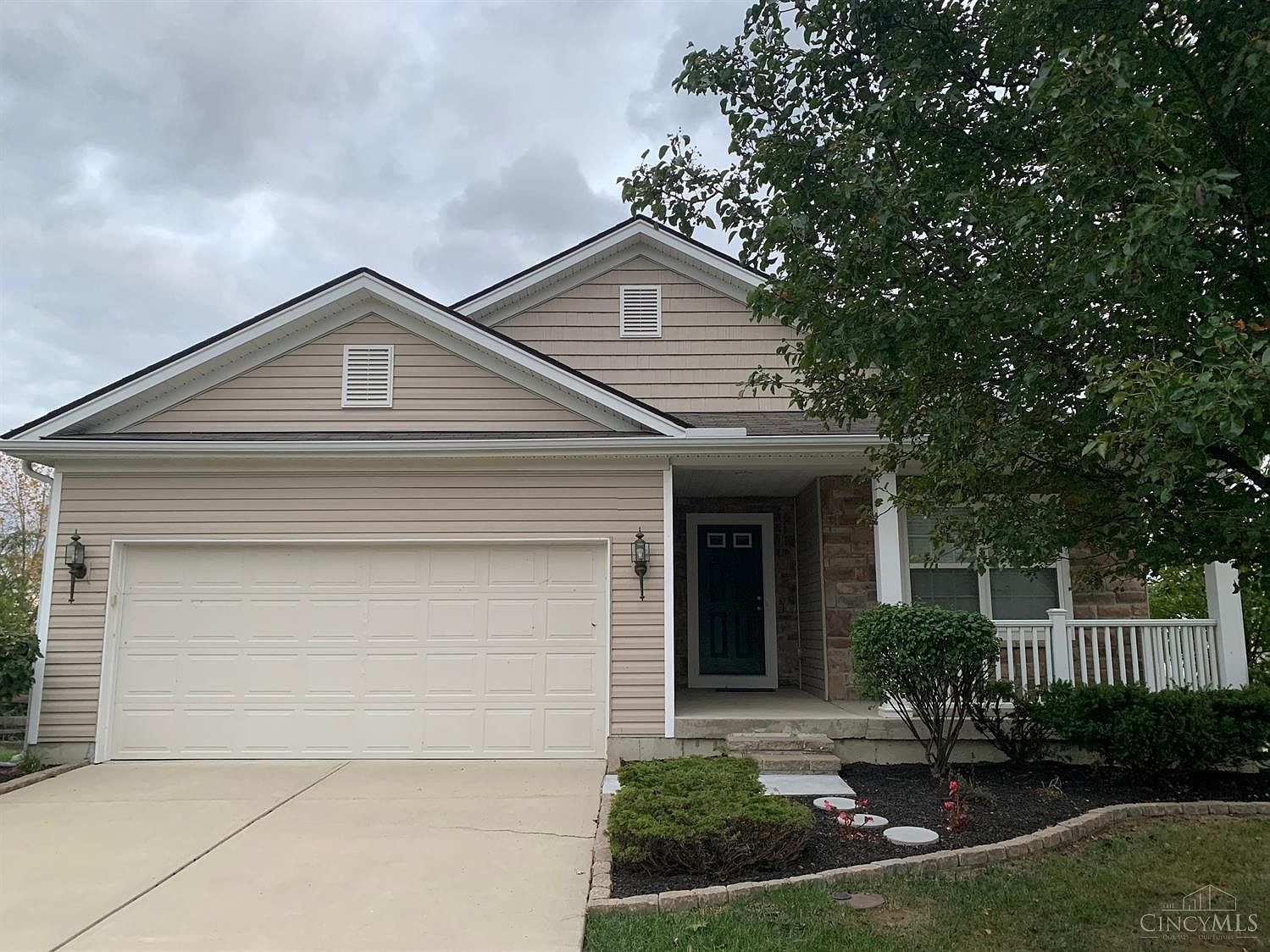 4995 Snow Valley Ln, Liberty Twp, OH 45011 | Zillow