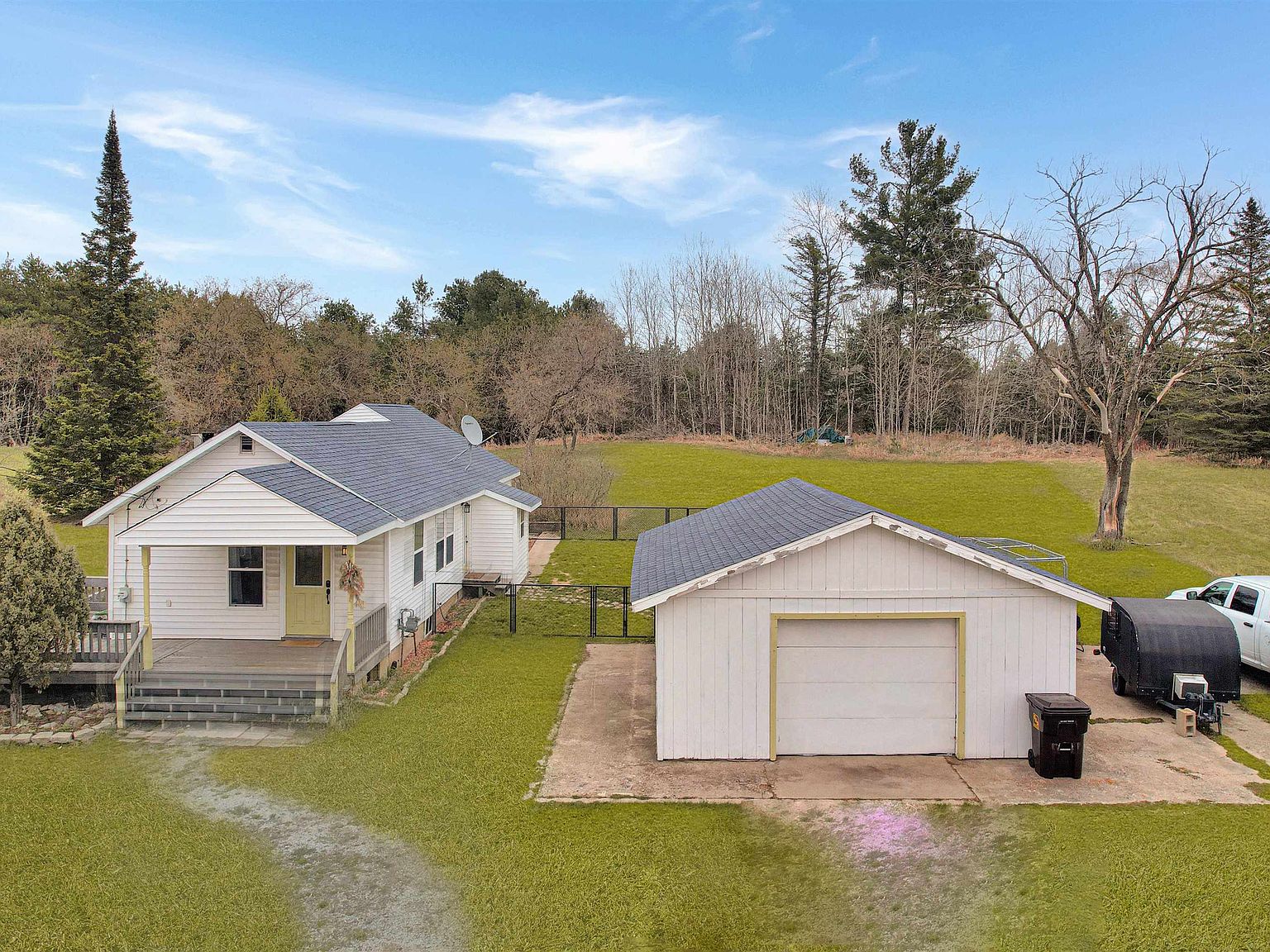 N5940 Us Highway 41, Wallace, MI 49893 | Zillow