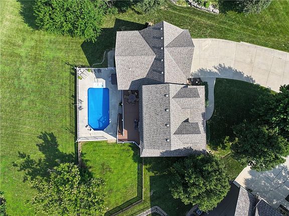 15270 Linden Ct, Bonner Springs, KS 66012 | Zillow