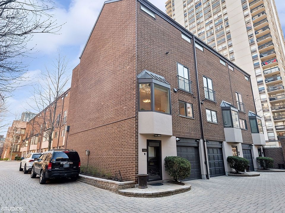 1342 N. Sutton Place, Chicago, IL 60610 | Zillow
