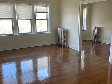 641 E 71st St Chicago IL | Zillow