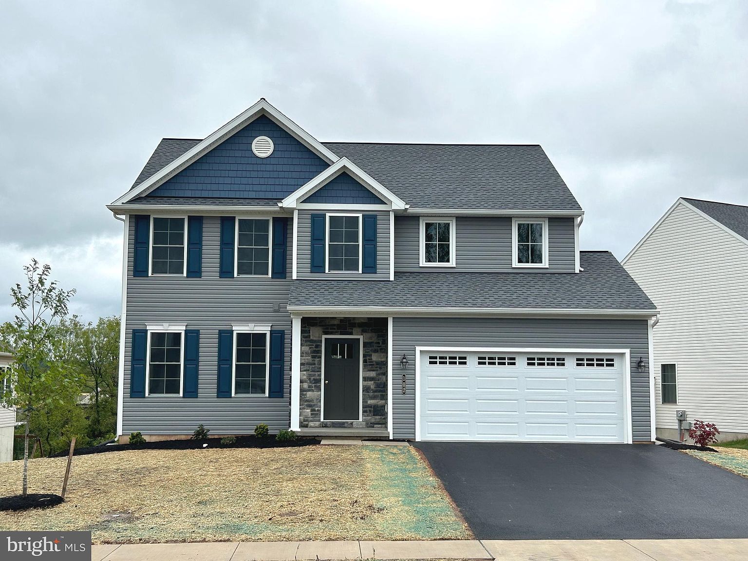 102 Tree Top Ln, Middletown, PA 17057 | Zillow
