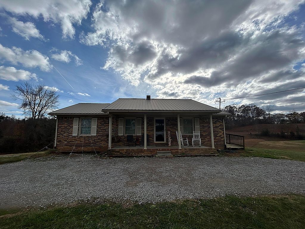 6163 Modoc Rd, Burkesville, KY 42717 | Zillow