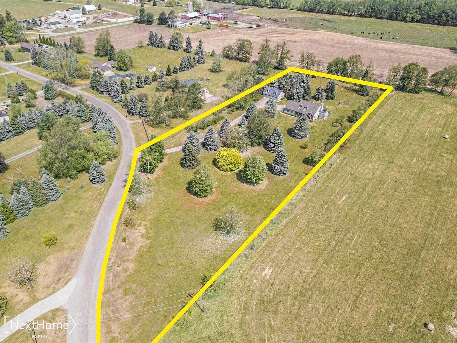 2820 High Mdws, Howell, MI 48843 | Zillow