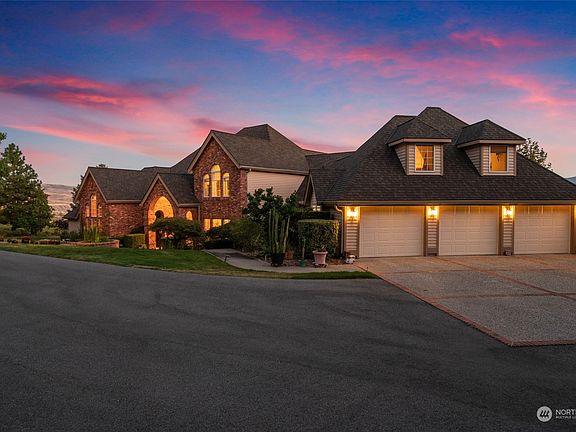 4180 April Drive, Wenatchee, WA 98801 | MLS #2126890 | Zillow